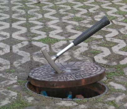 Waterworks Valve Box Lid Hammer - Valve box and manhole hammer and lif ...
